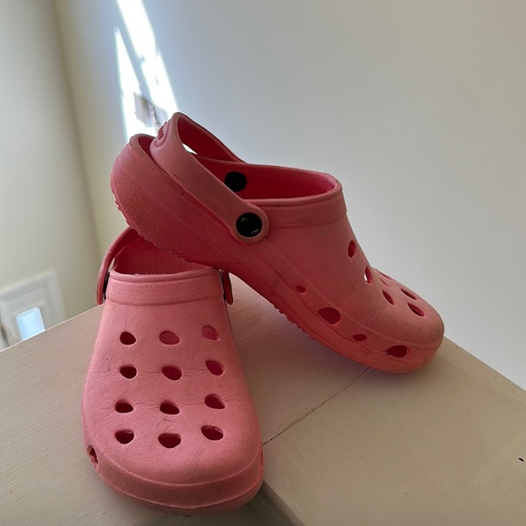 Shoes | Womans Size 8 Crocs Look Alike | Poshmark